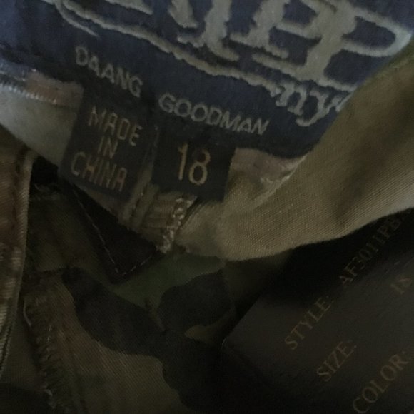 Tripp Nyc Pants And Jumpsuits Tripp Nyc Camo Pants Size 8 New Poshmark